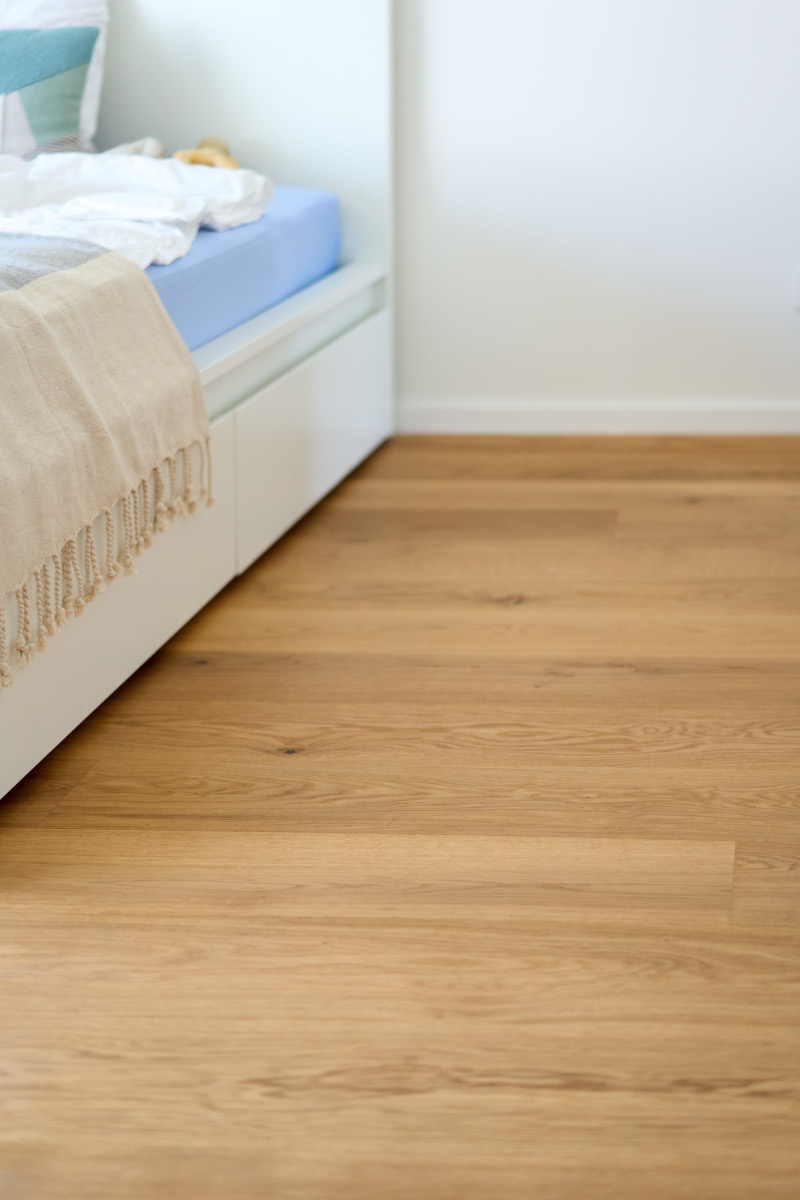 Durchgehend verlegtes Eichenparkett - Holz-Zentrum Schwab